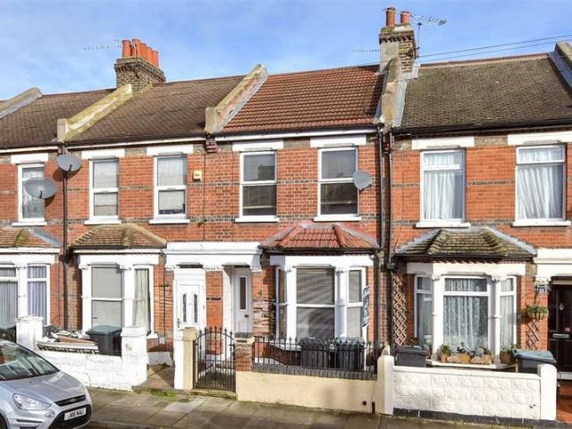 3 Bedroom Terraced House