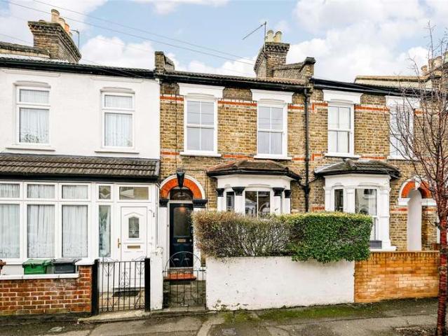 3 Bedroom Terraced House