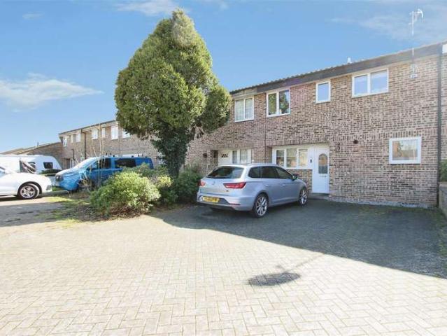 3 Bedroom Terraced House