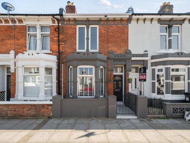 3 Bedroom Terraced House