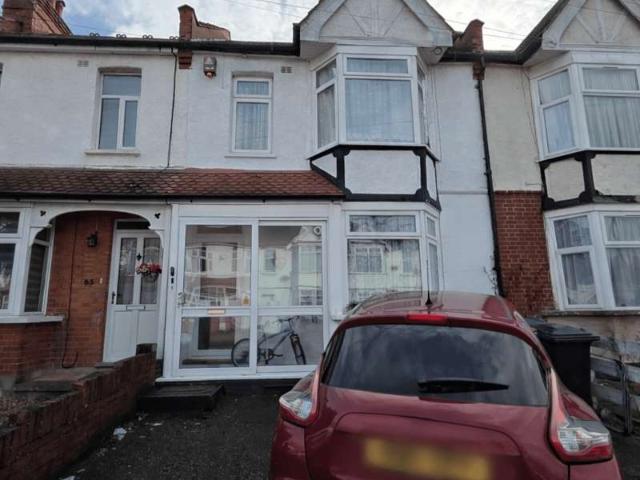3 Bedroom Terraced House