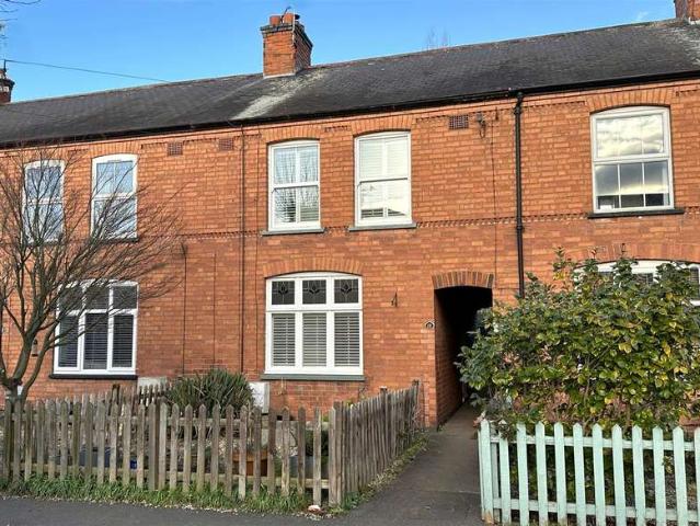 3 Bedroom Terraced House
