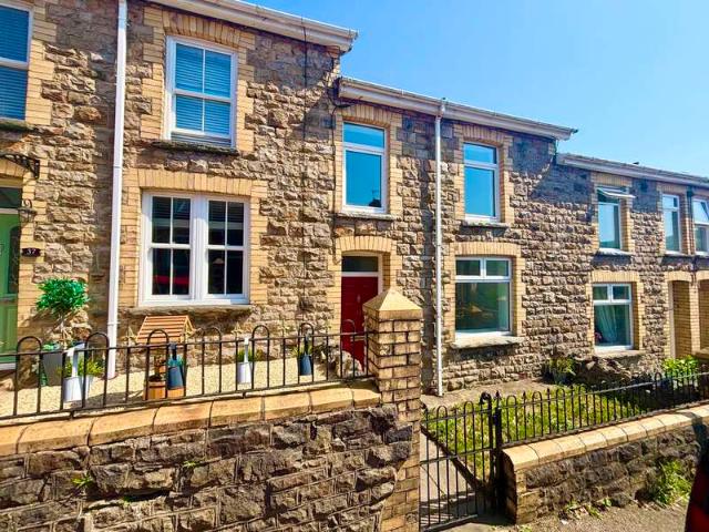 3 Bedroom Terraced House