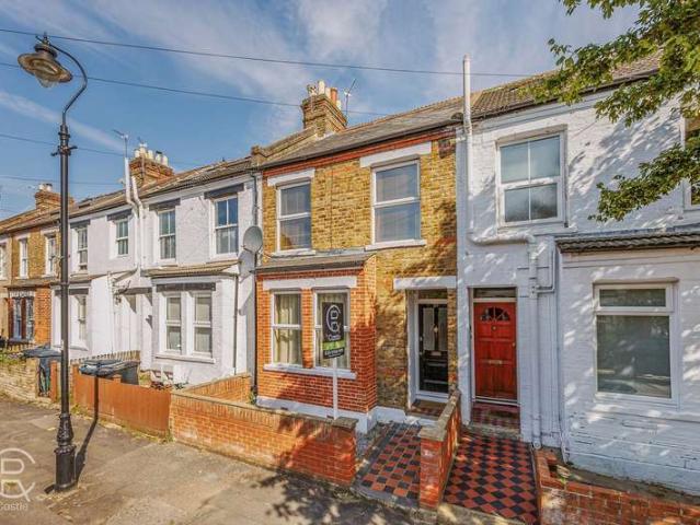 3 Bedroom Terraced House