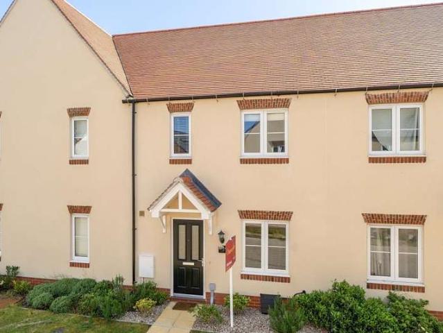 3 Bedroom Terraced House