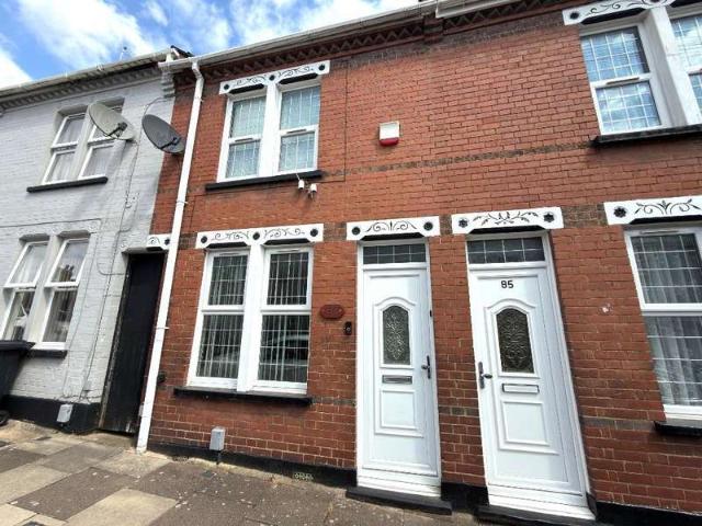 3 Bedroom Terraced House