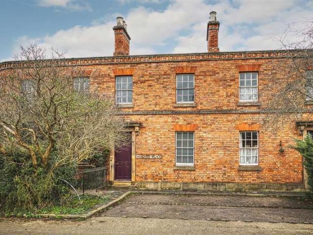3 Bedroom Terraced House