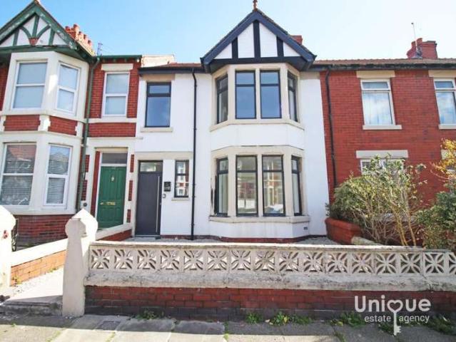 3 Bedroom Terraced House