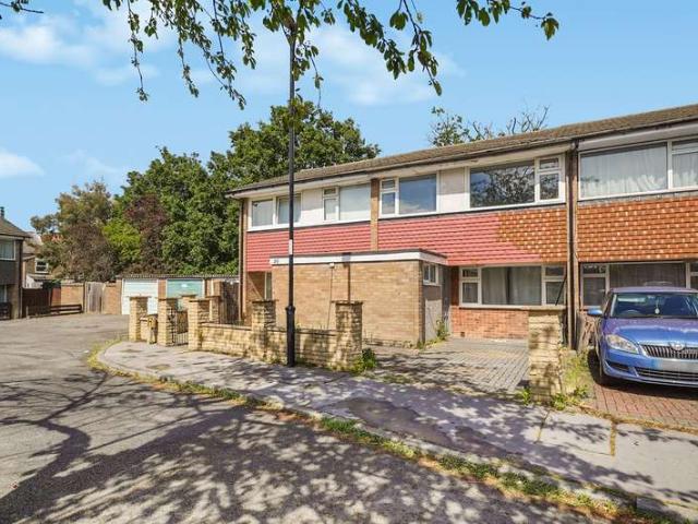 3 Bedroom Terraced House