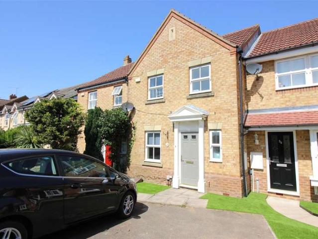 3 Bedroom Terraced House