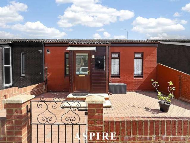 3 Bedroom Terraced House