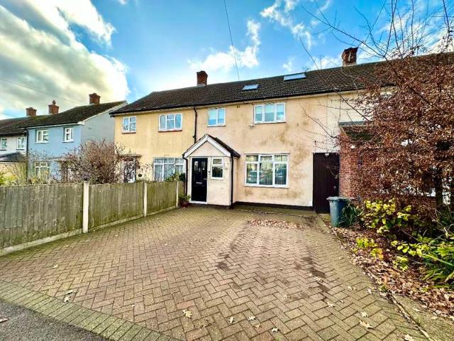 3 Bedroom Terraced House
