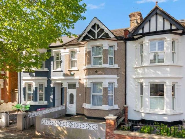 3 Bedroom Terraced House