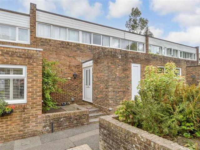 3 Bedroom Terraced House