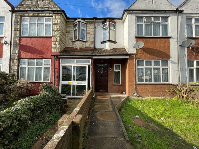 3 Bedroom Terraced House