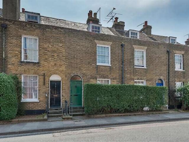 3 Bedroom Terraced House