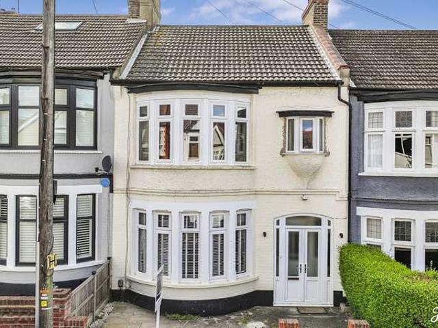 3 Bedroom Terraced House