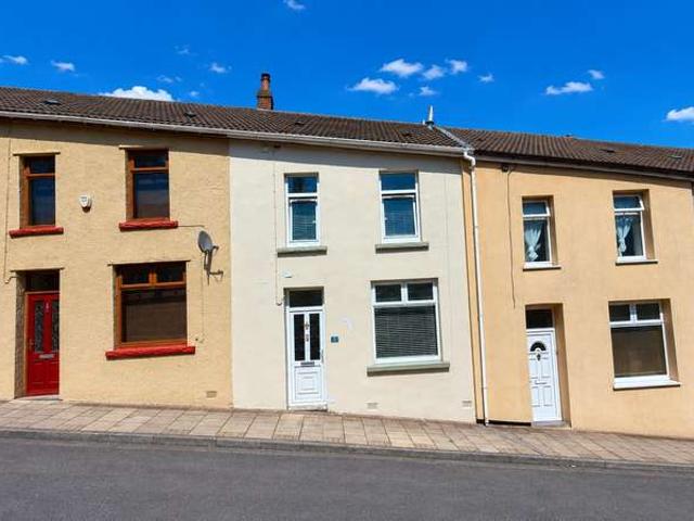 3 Bedroom Terraced House