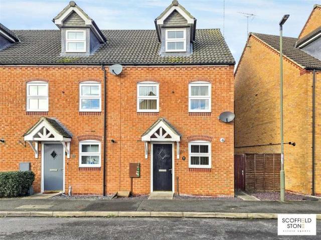 3 Bedroom Terraced House