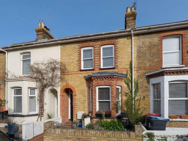 3 Bedroom Terraced House
