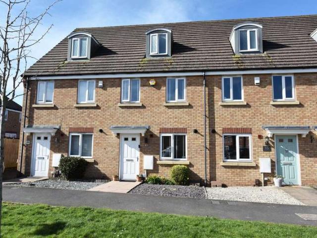 3 Bedroom Terraced House