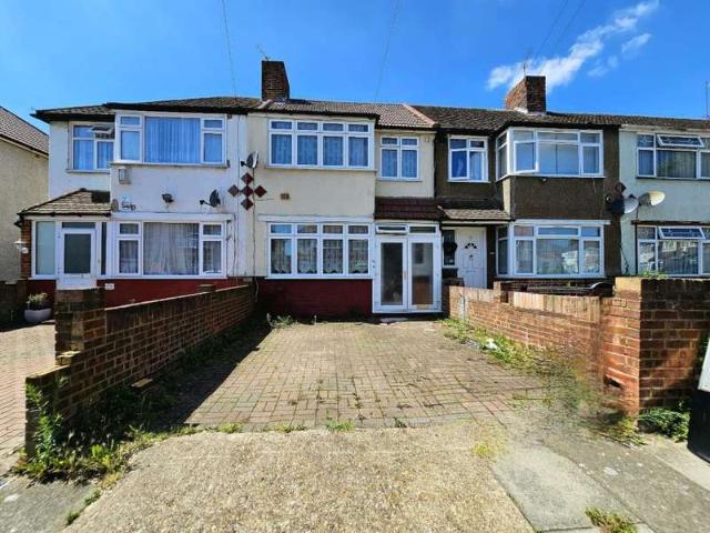 3 Bedroom Terraced House