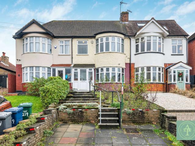 3 Bedroom Terraced House