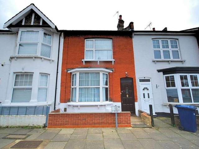 3 Bedroom Terraced House