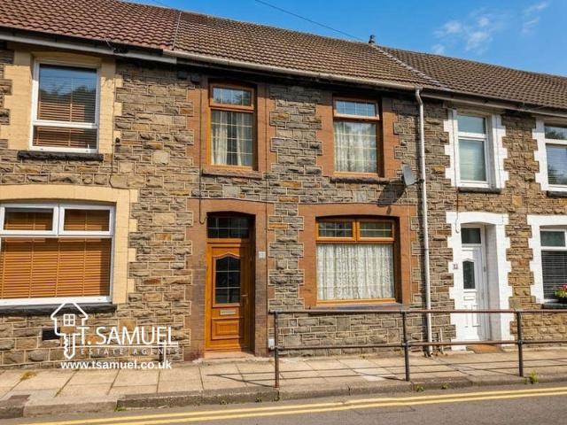 3 Bedroom Terraced House