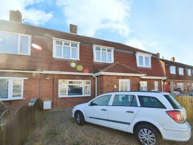 3 Bedroom Terraced House