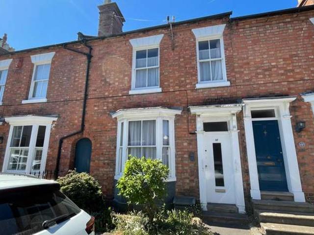 3 Bedroom Terraced House