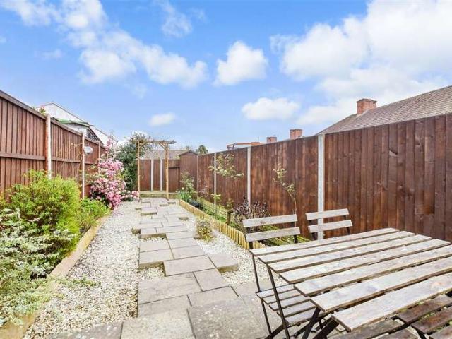 3 Bedroom Terraced House