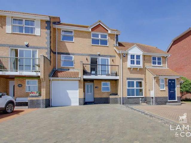 3 Bedroom Terraced House