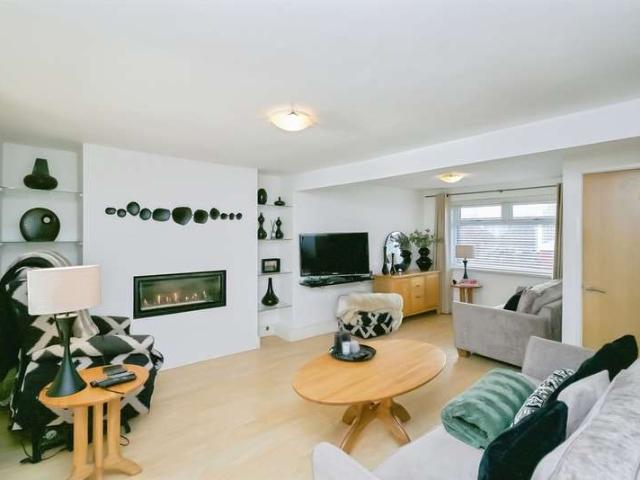 3 Bedroom Terraced House