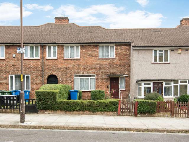 3 Bedroom Terraced House