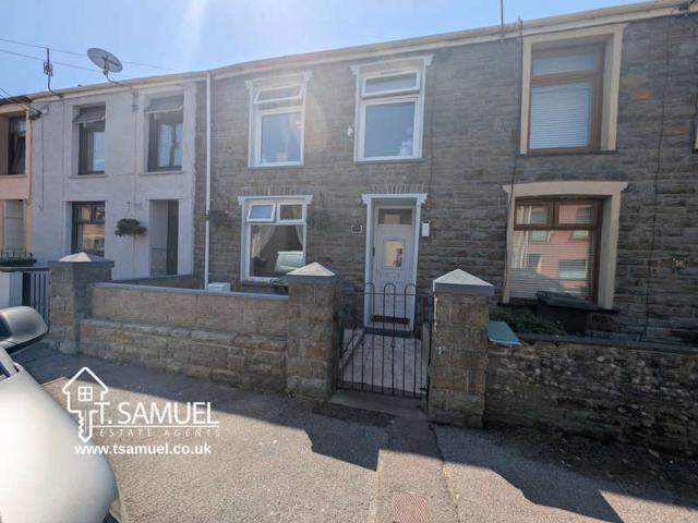 3 Bedroom Terraced House
