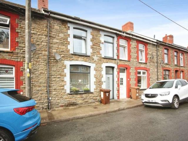 3 Bedroom Terraced House