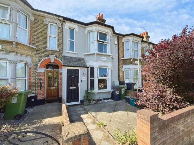 3 Bedroom Terraced House