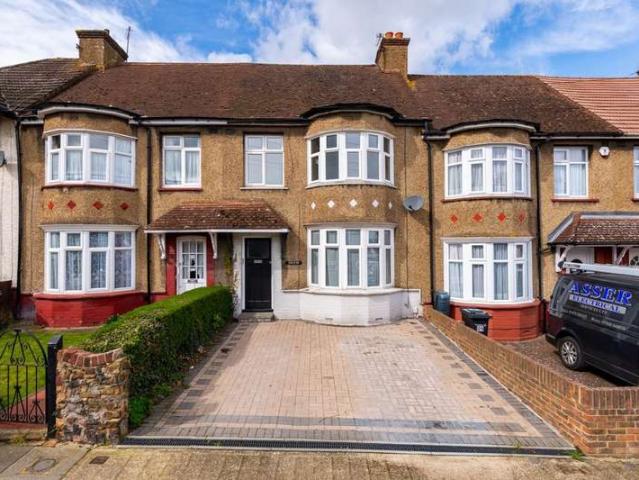3 Bedroom Terraced House