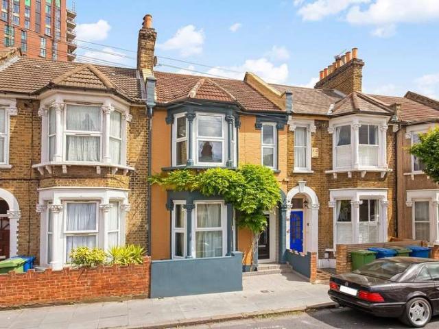 3 Bedroom Terraced House