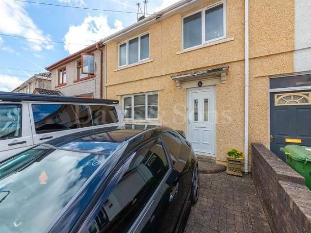 3 Bedroom Terraced House