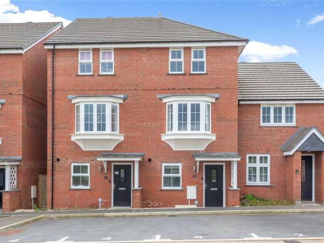3 Bedroom Terraced House
