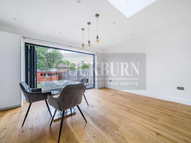 3 Bedroom Terraced House