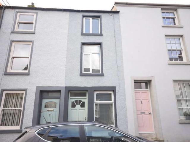 3 Bedroom Terraced House
