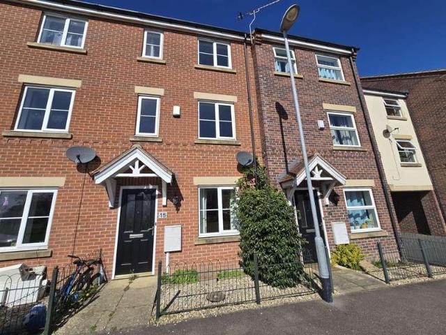 3 Bedroom Terraced House