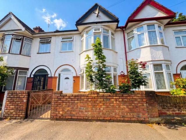 3 Bedroom Terraced House