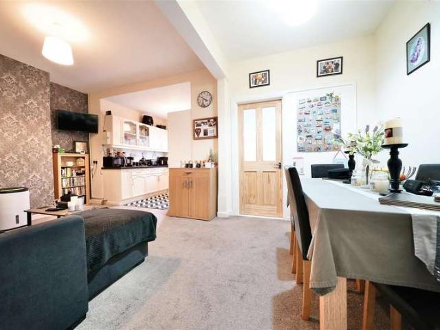 3 Bedroom Terraced House