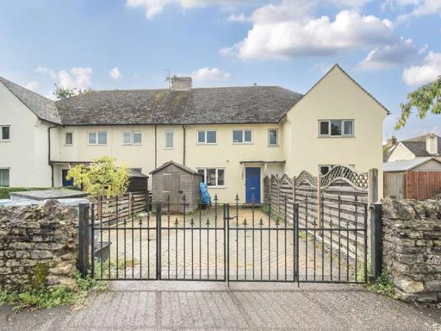 3 Bedroom Terraced House