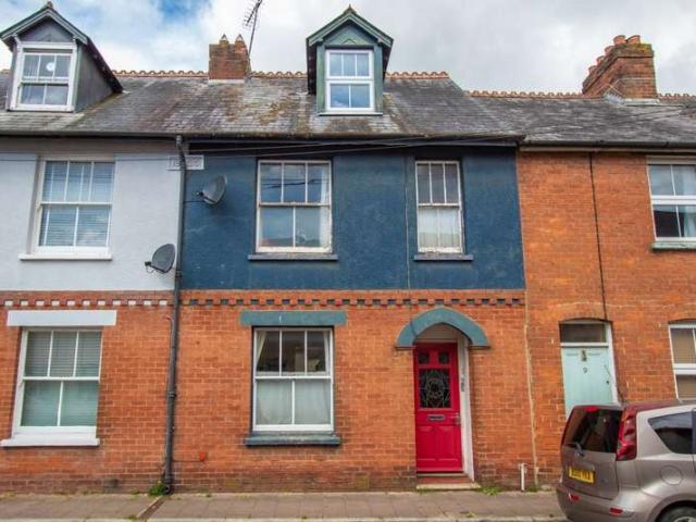3 Bedroom Terraced House