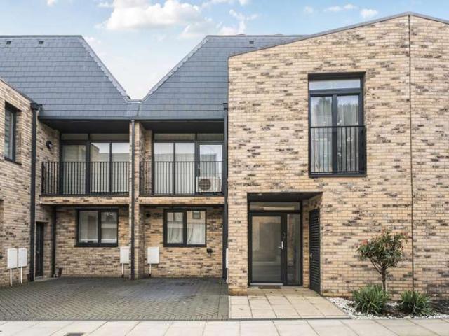 3 Bedroom Terraced House